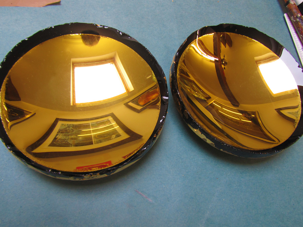 24crt Gold Leaf Slumped Head Lamp Glass - David Smith - Traditional ...